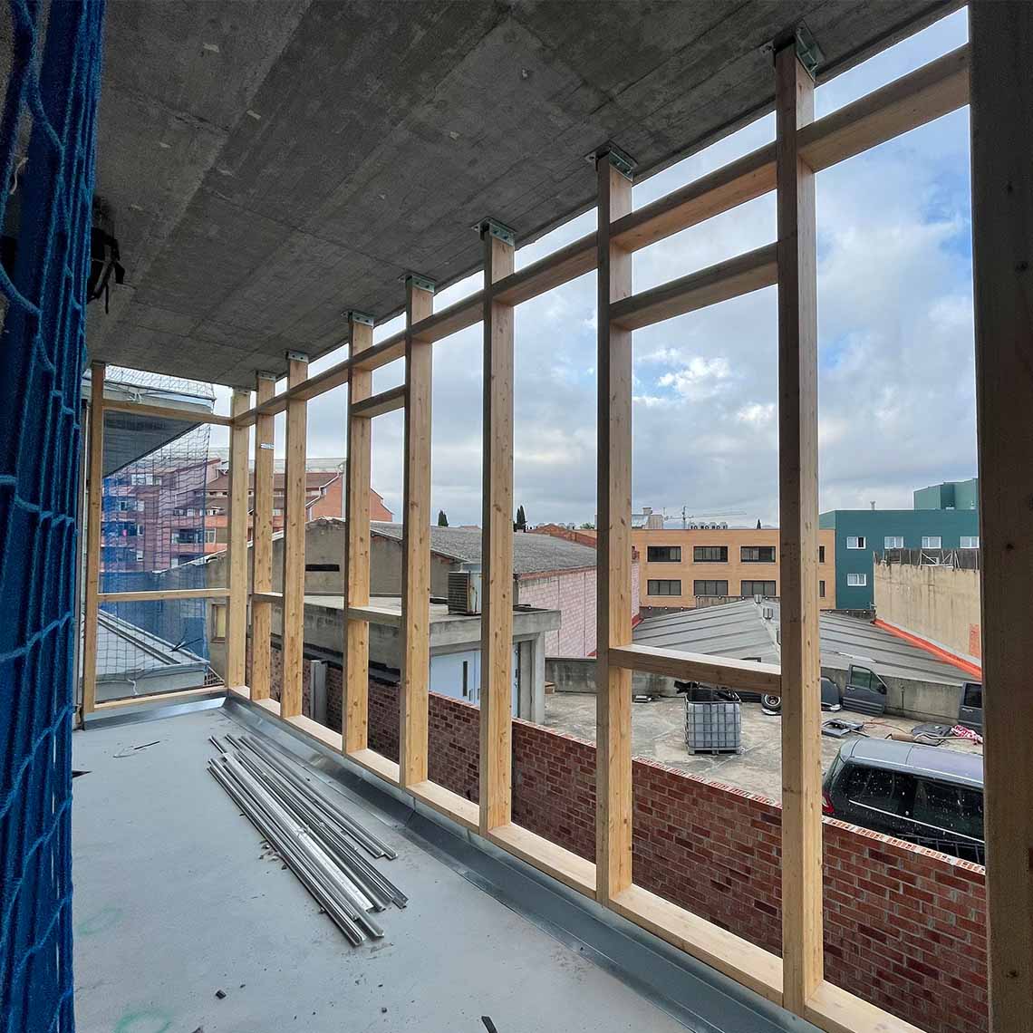 Tricube Barcelona Built with RICON 120/40 Connectors